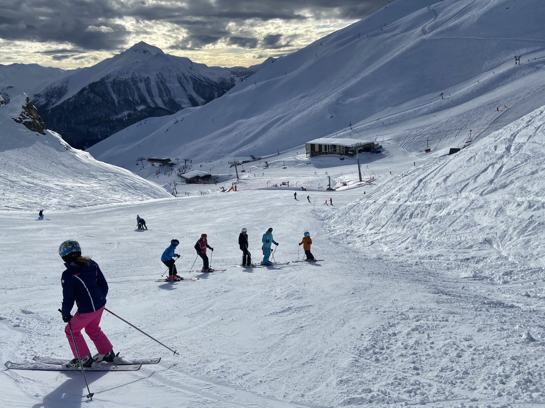 French alps skiing store